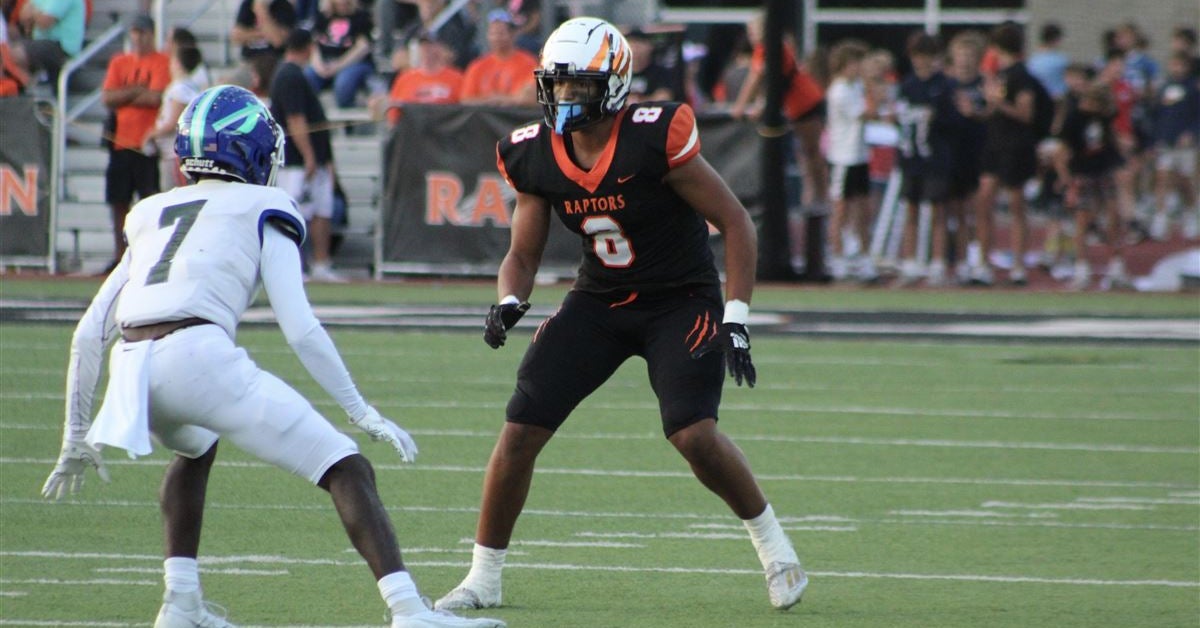 Louisville continues high-standing with TE Caden Piening