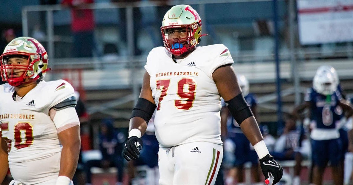Massive 4-star OT Nyier Daniels signs with Georgia