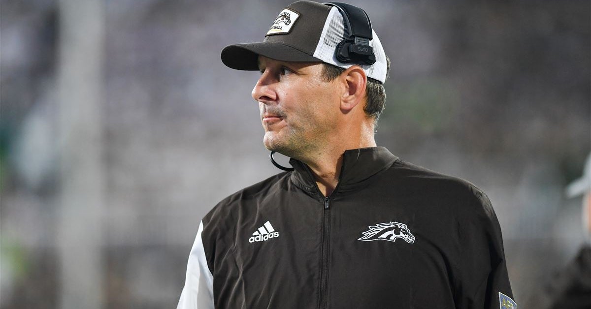 Western Michigan football fires head coach Tim Lester after six seasons