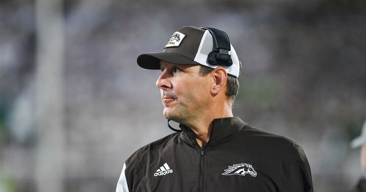 Western Michigan football fires head coach Tim Lester after six seasons