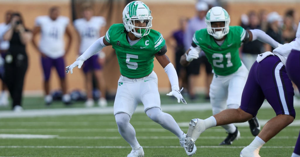 University of North Texas football team honors former player Stone Cold ...