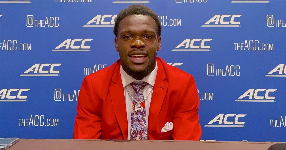 Louisville's Malik Cunningham on Manning Award Watch List