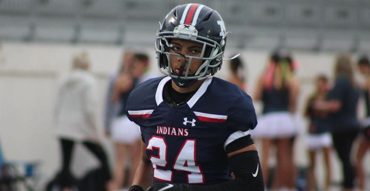 JJ Dunnigan shines at Six Star Football's The Finals