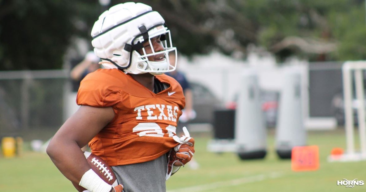 Caden Sterns, Keaontay Ingram injured in Sunday's scrimmage