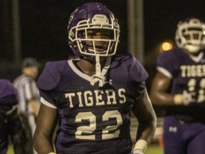 Tyler Gillison Commits to Cincinnati