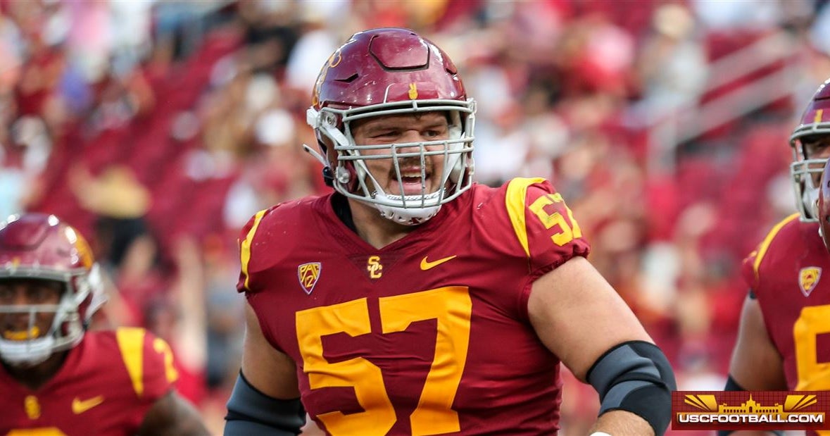 Veteran OL Justin Dedich gets new experiences in Trojans' 66-14 win
