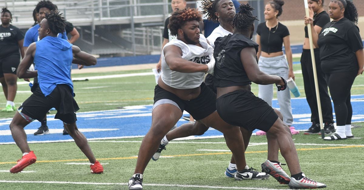 Standout OT John Turntine talks Texas A&M, receiving visit from Adam ...