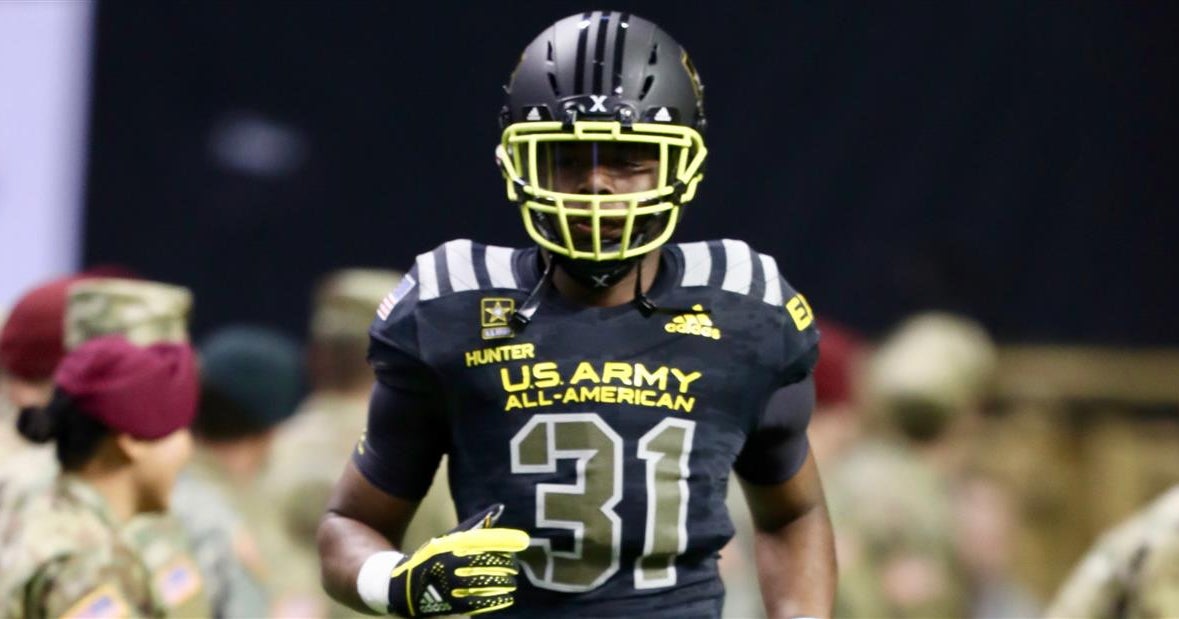 Devon Hunter sets the date