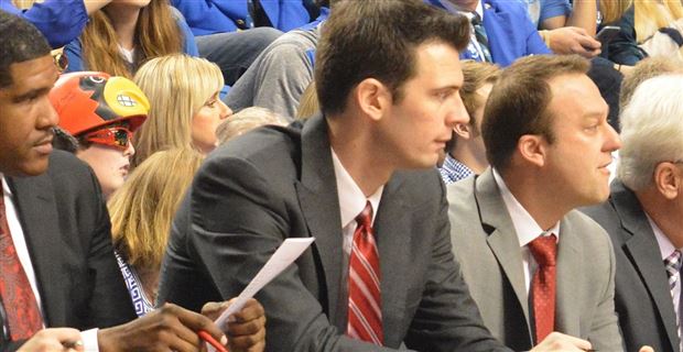 David Padgett named interim Louisville basketball coach