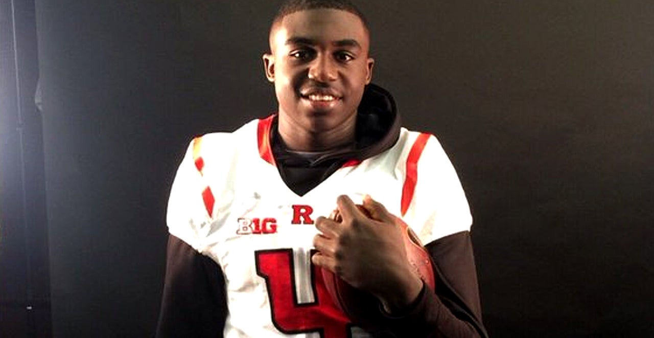 Aaron Young signs with Rutgers