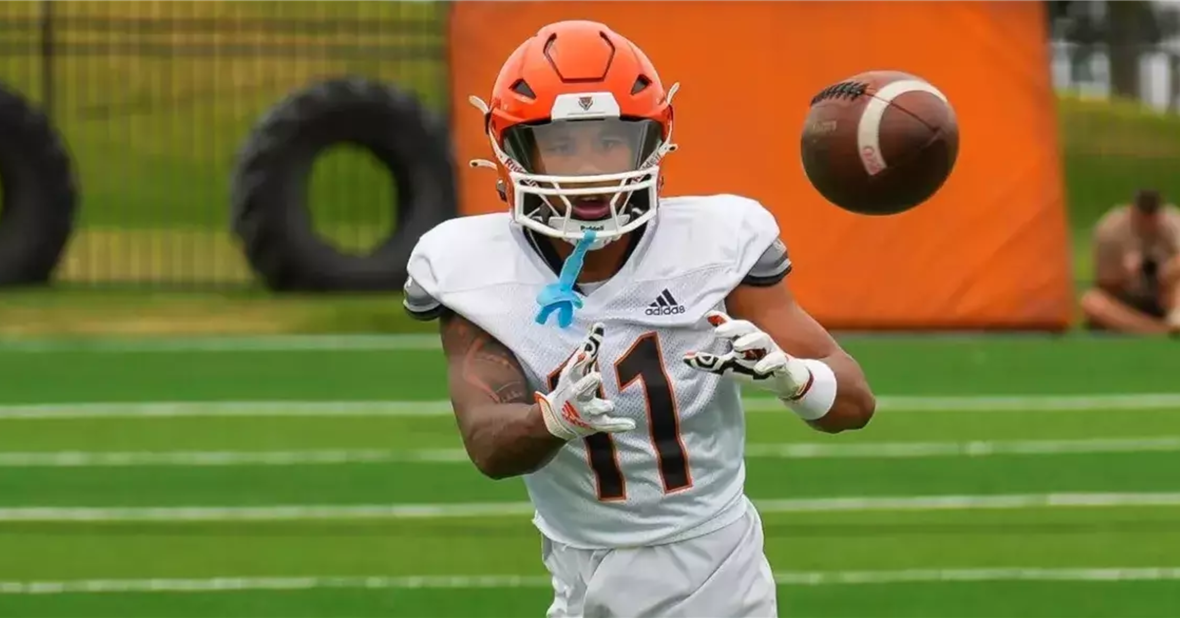 Transfer WR, return specialist focused on two schools after visiting Vols
