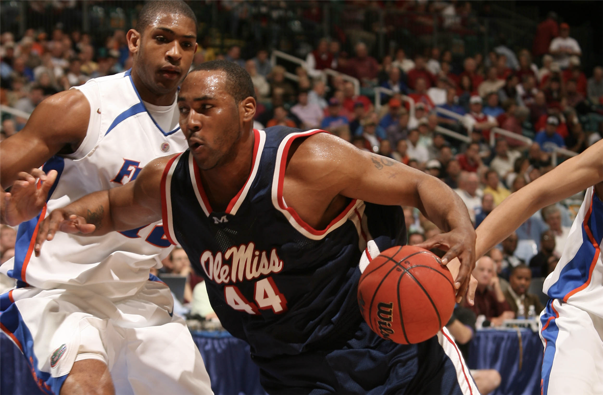 Former Ole Miss center Dwayne Curtis named to 2024 SEC Men’s Basketball ...