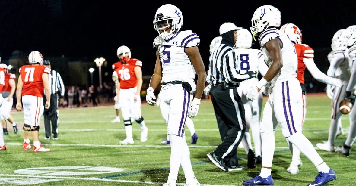 CB commit Angelo Ross makes his way down for an ECU game day