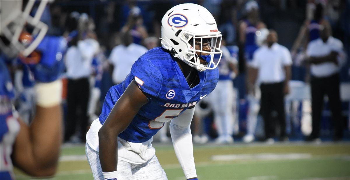 Elite safety Zion Branch returns to USC