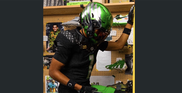 Photos: See the Oregon recruiting targets on Ducks' second official ...