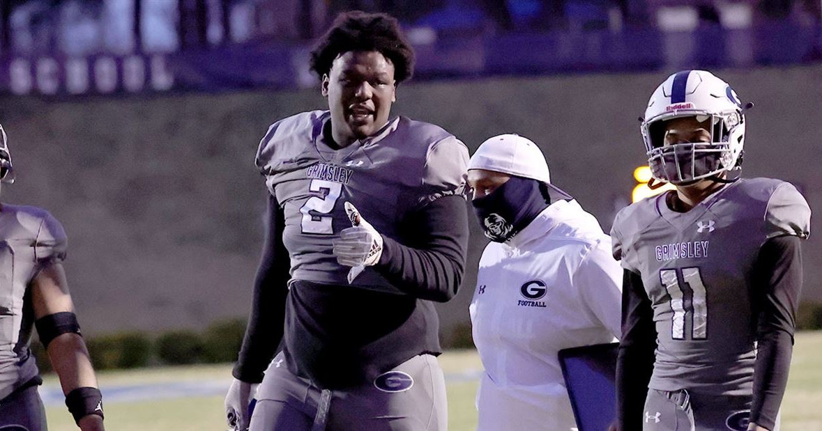 Five-star DL Travis Shaw set to attend UNC's spring game