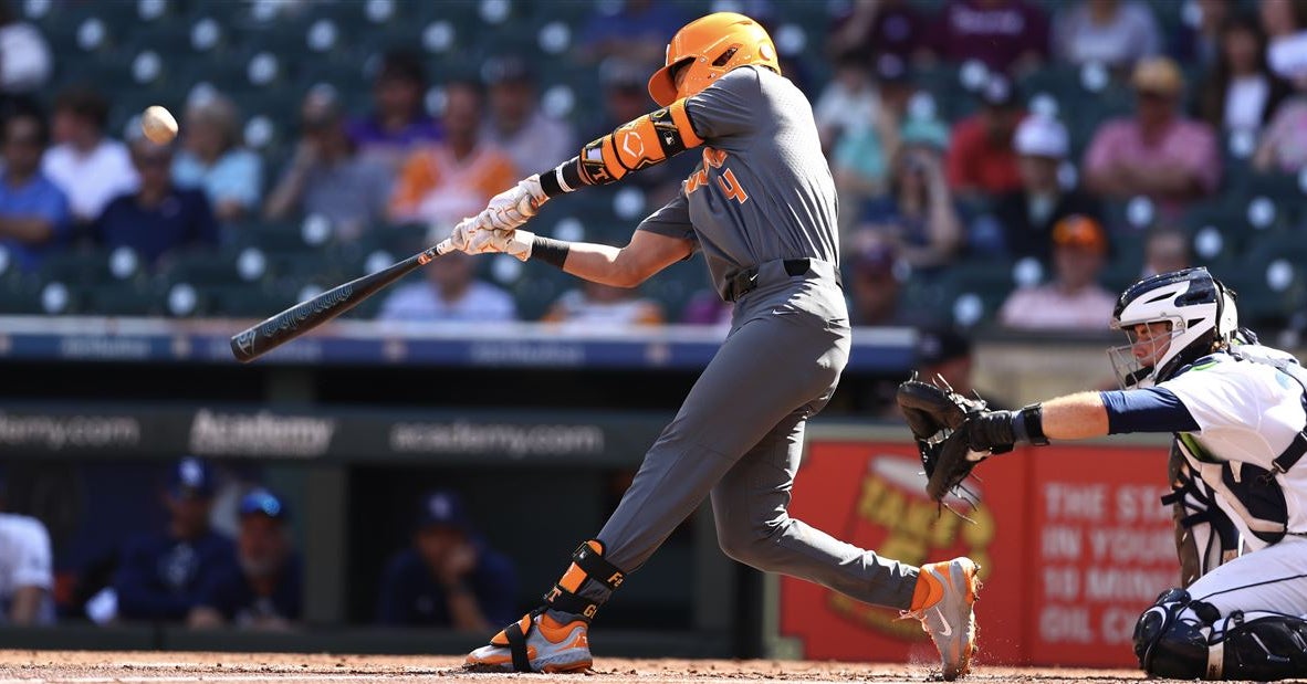 Final box score, postgame media from Tennessee baseball's win over Arizona