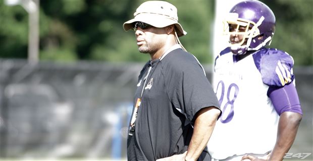 Columbia homecoming arrives for Deke Adams