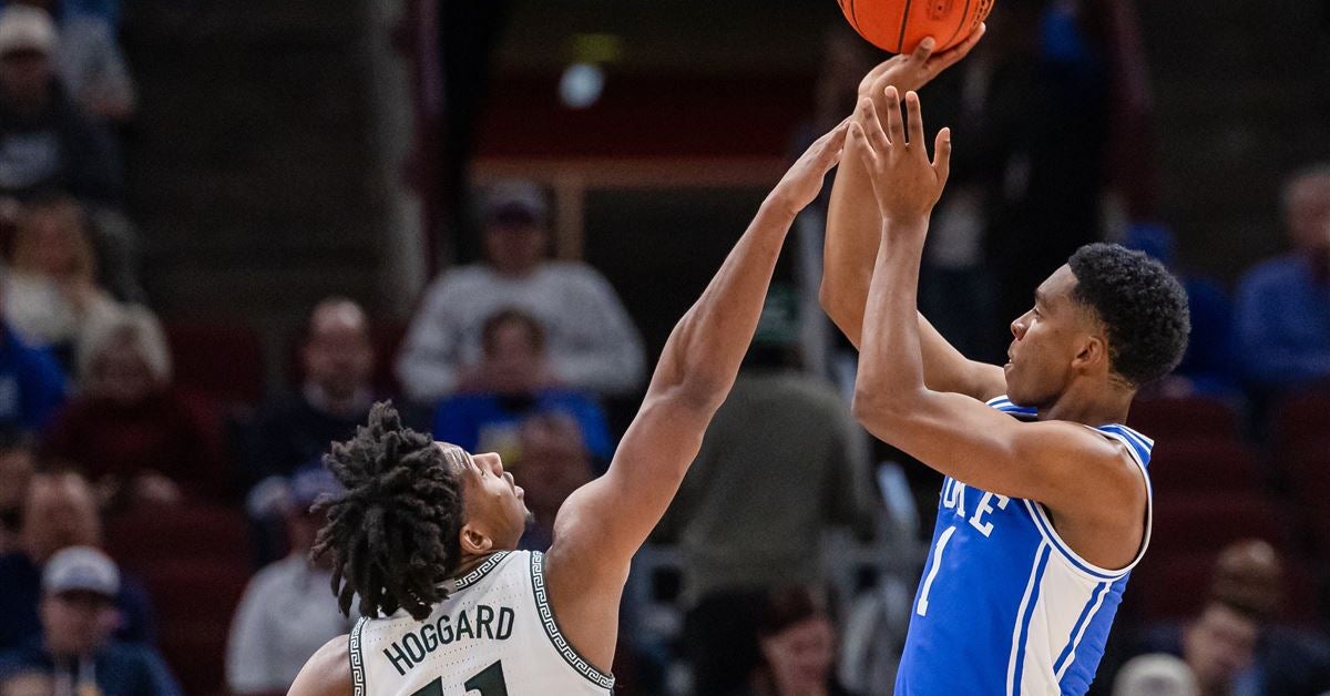 Freshman Caleb Foster wows in Champions Classic debut as Duke tops ...