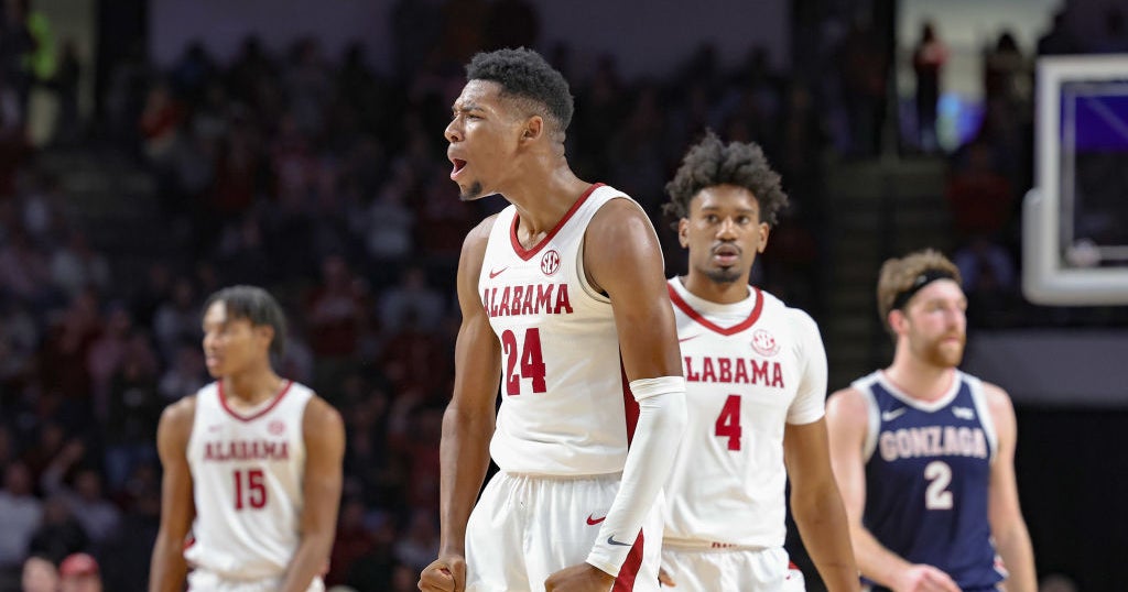 College basketball's 10 takes: Buy and sell one Top 25 team, UCLA's ...