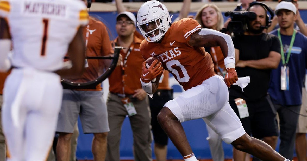 Morning Brew: Ja'Tavion Sanders emerging as a key vocal leader on ...