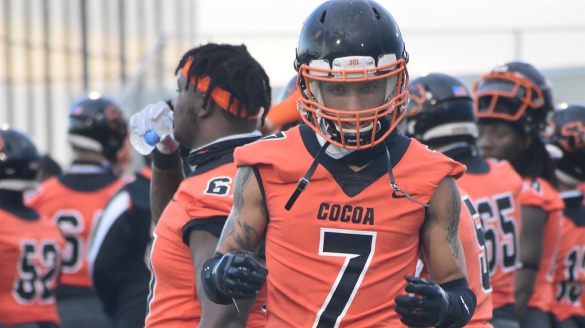 SIGNED: Davis Mallinger makes it official