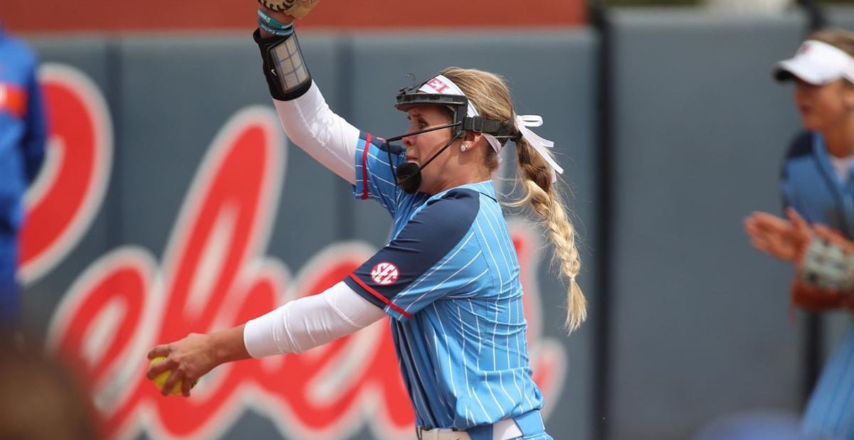 Softball: In The Dugout With Molly Jacobsen & Jessica Puk