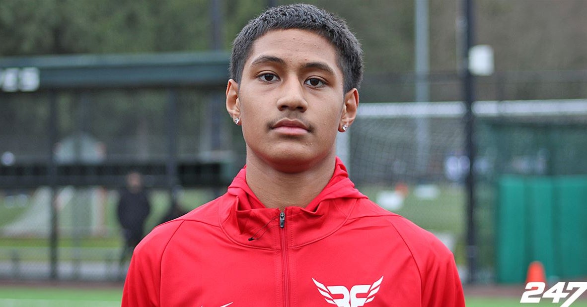 2027 QB Sione Kaho ready to make his own name