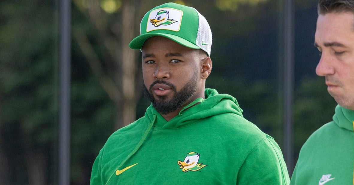 Everything new RB coach Ra'Shaad Samples said following Oregon's second ...