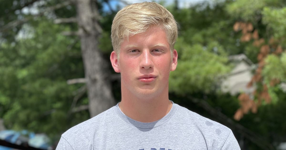 Top-500 DL Drake Carlson recaps Illini visit: 'There was a vibe and a ...