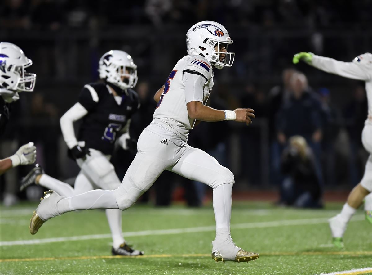 PHOTO GALLERY: Graham-Kapowsin Defeats Rival Sumner, Advances To Semifinals