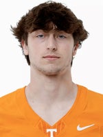 Brenden Anes, Tennessee, Linebacker