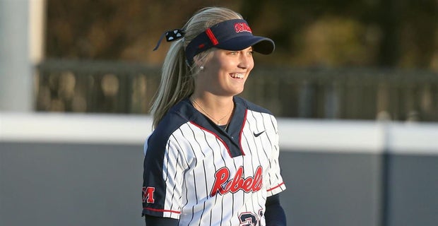 Rebels Split Games In First Day At Texas Tourney