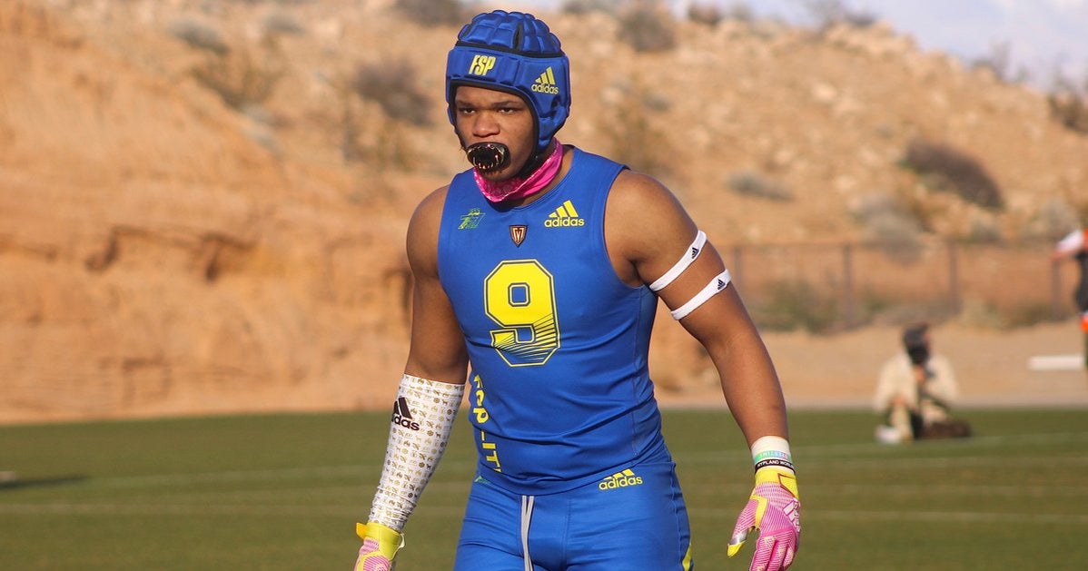 Five-star Texas LB target Sav'ell Smalls flashes skills in Vegas