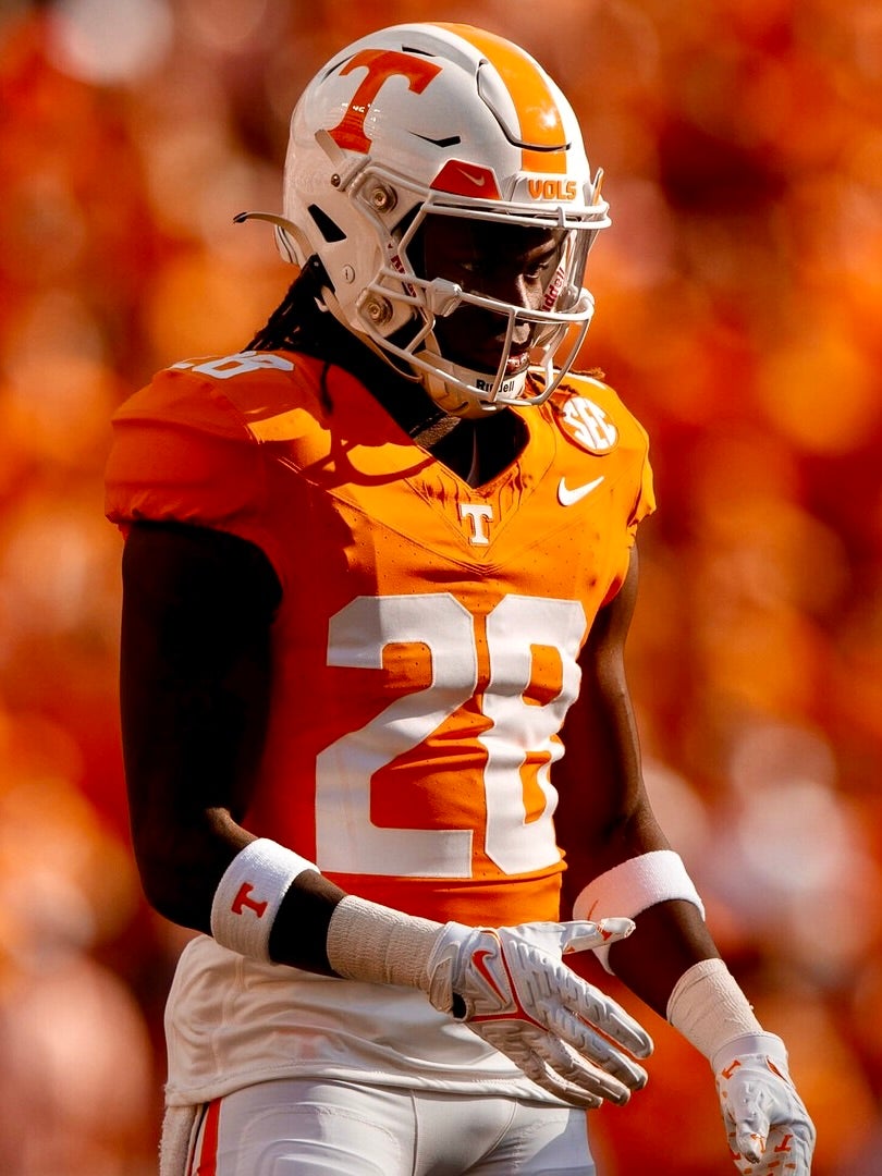 Tennessee DB De’Shawn Rucker enters NCAA transfer portal