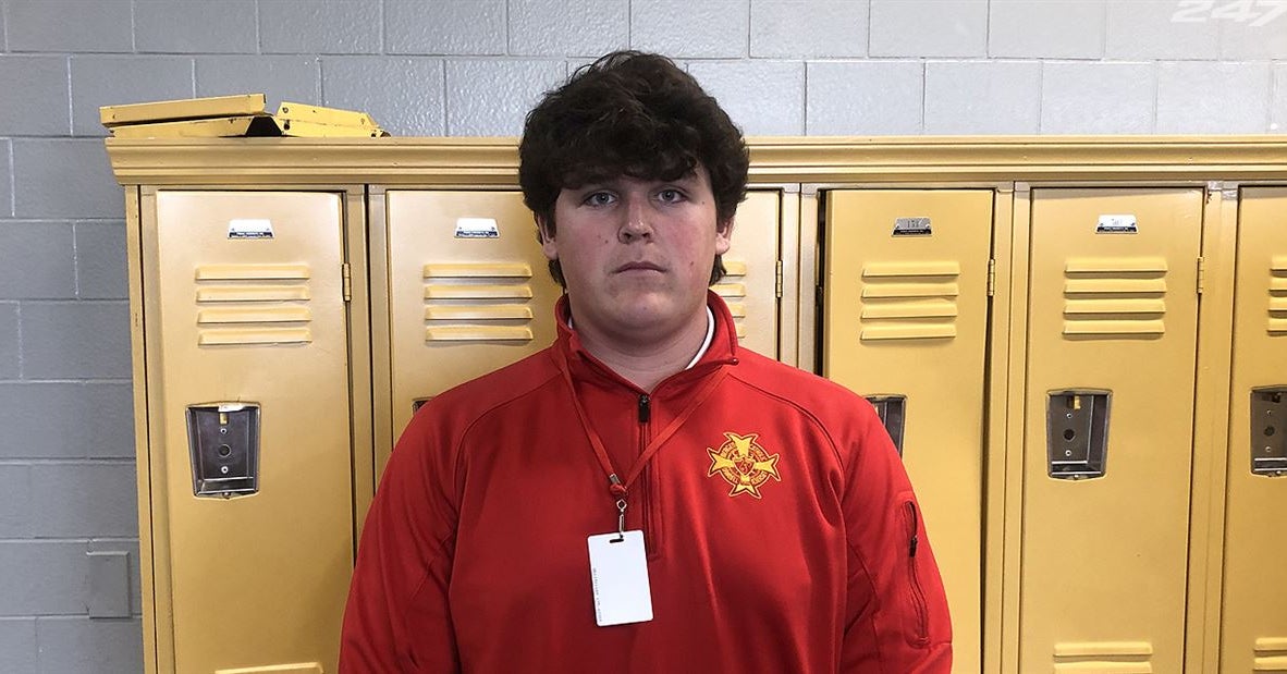 Bergen Catholic OL Chris Vigna sets Rutgers official visit