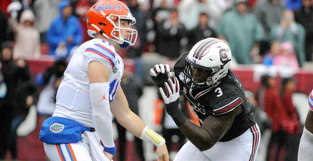 WATCH: Kinlaw trains his hands, feet for NFL rookie season