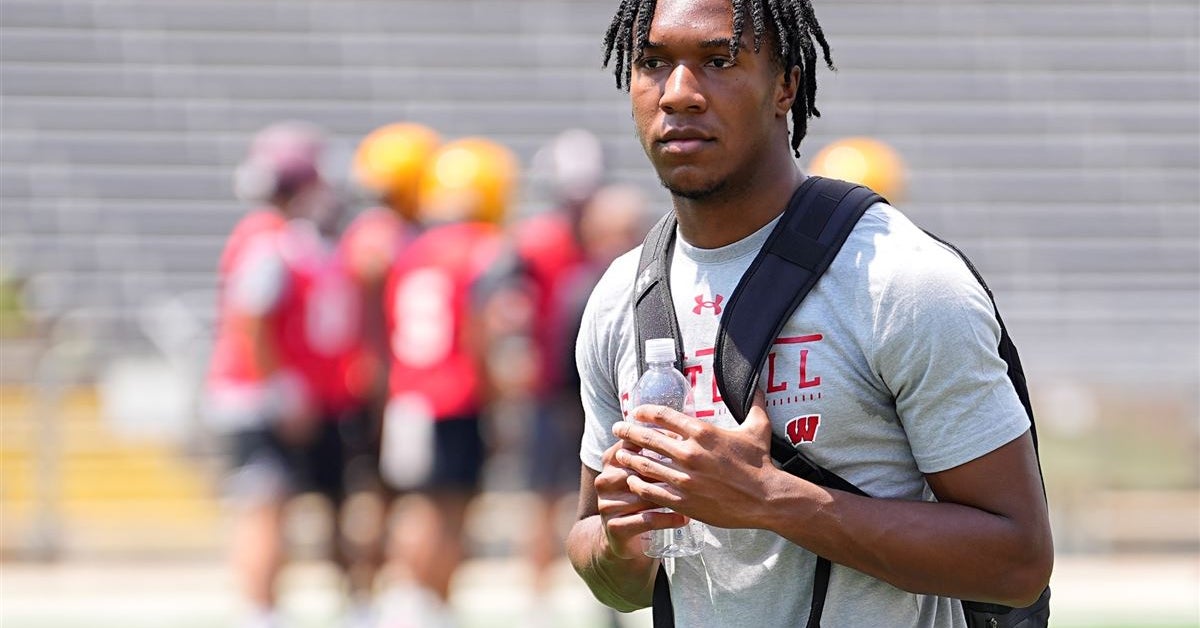 Xavier Lucas Dazzling Teammates, Coaches in First Fall Camp with Wisconsin
