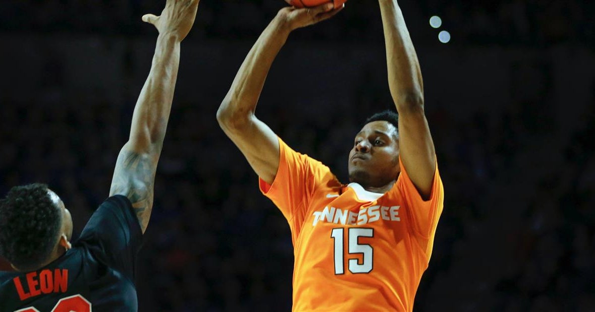 Vols dismiss junior guard Detrick Mostella