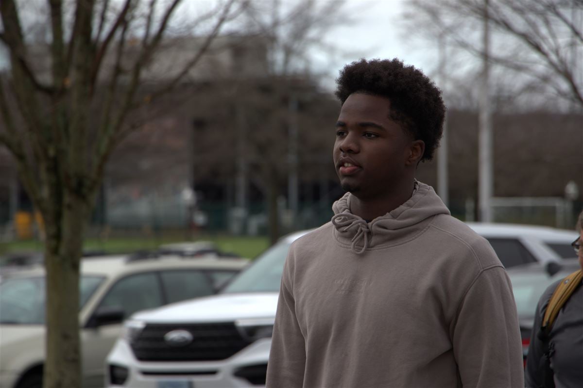 Offered edge Jaquavious Dodd checks out Virginia Tech