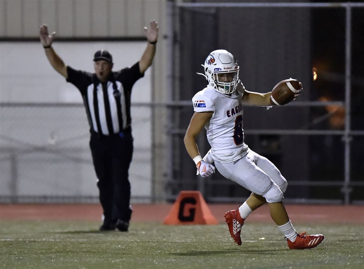 PHOTO GALLERY: Top-Ranked Graham-Kapowsin Defeats Sumner