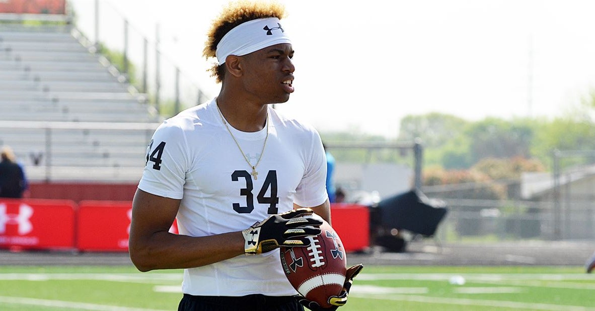 Erik Ezukanma Commits to Texas Tech on Local Television