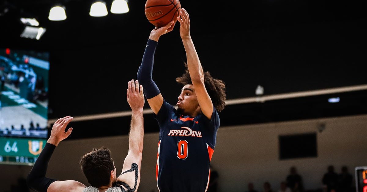 Pepperdine wing Houston Mallette will enter the transfer portal