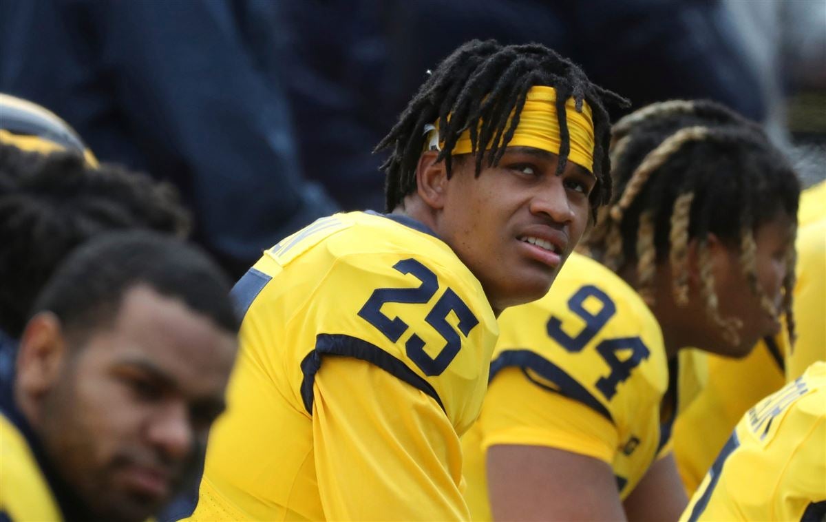 Michigan linebacker discusses former coach George Helow joining Alabama ... Michigan linebacker discusses former coach George Helow joining Alabama ...