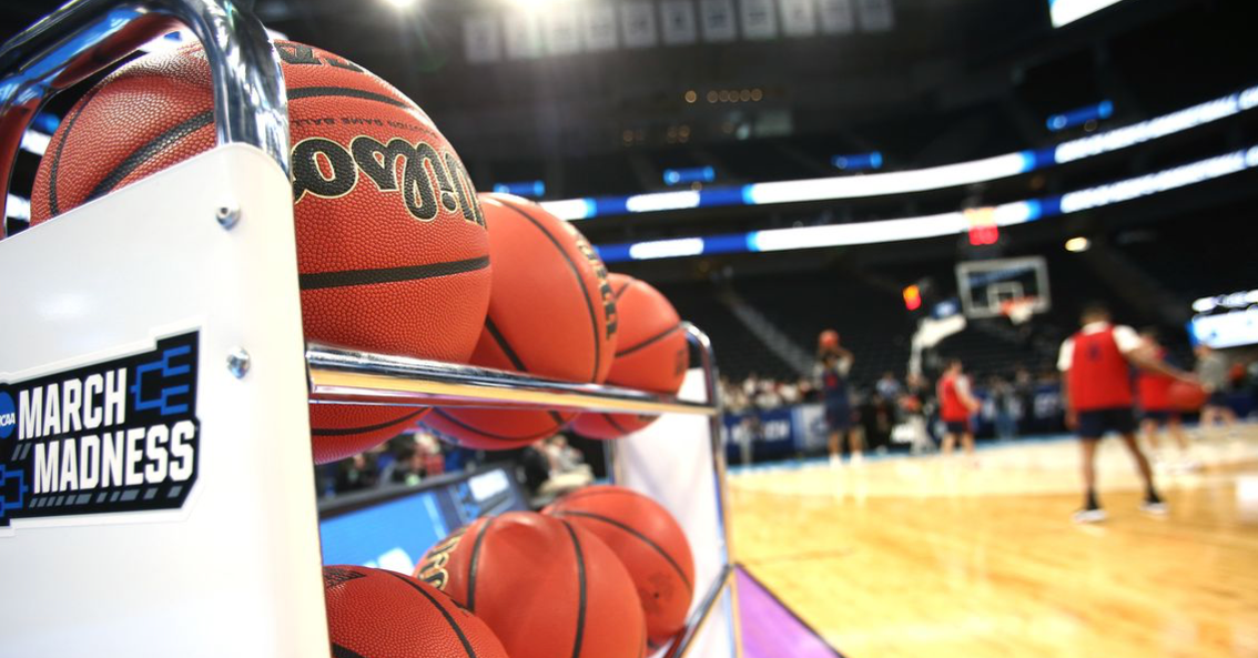 CBS Sports reveals Top 25 and 1 college basketball rankings for 2021-22