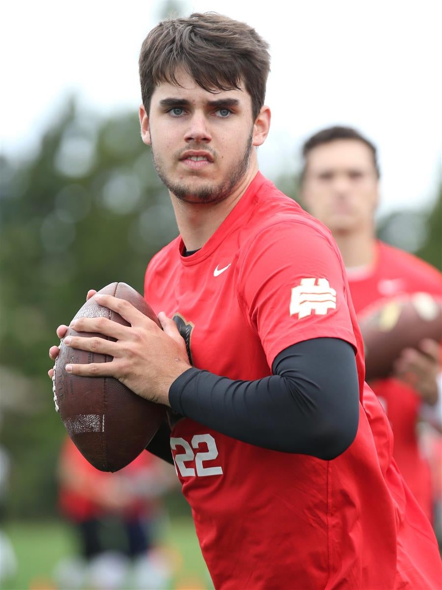 Kyle Lindquist Profile Photos