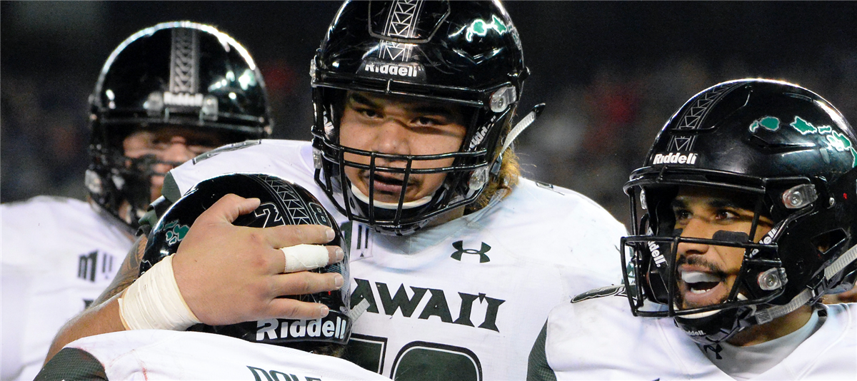 Hawaii starting OL Kohl Levao out for season