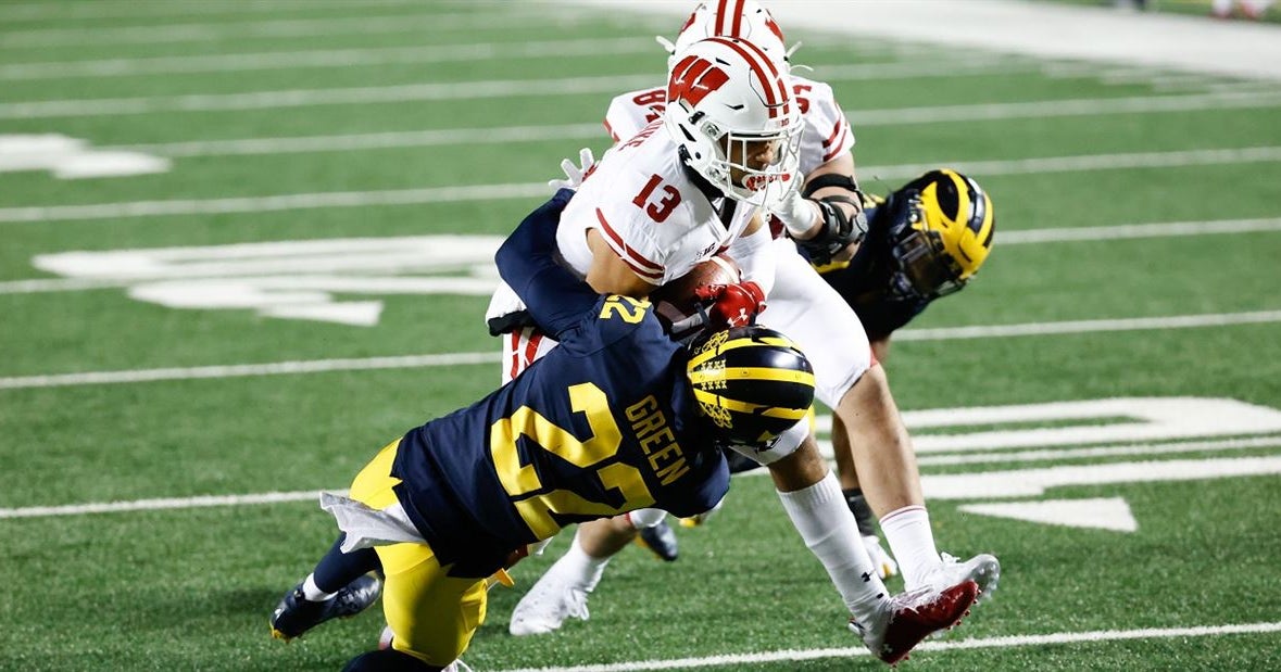 Chimere Dike's on the job training as a true freshman pays dividends ...