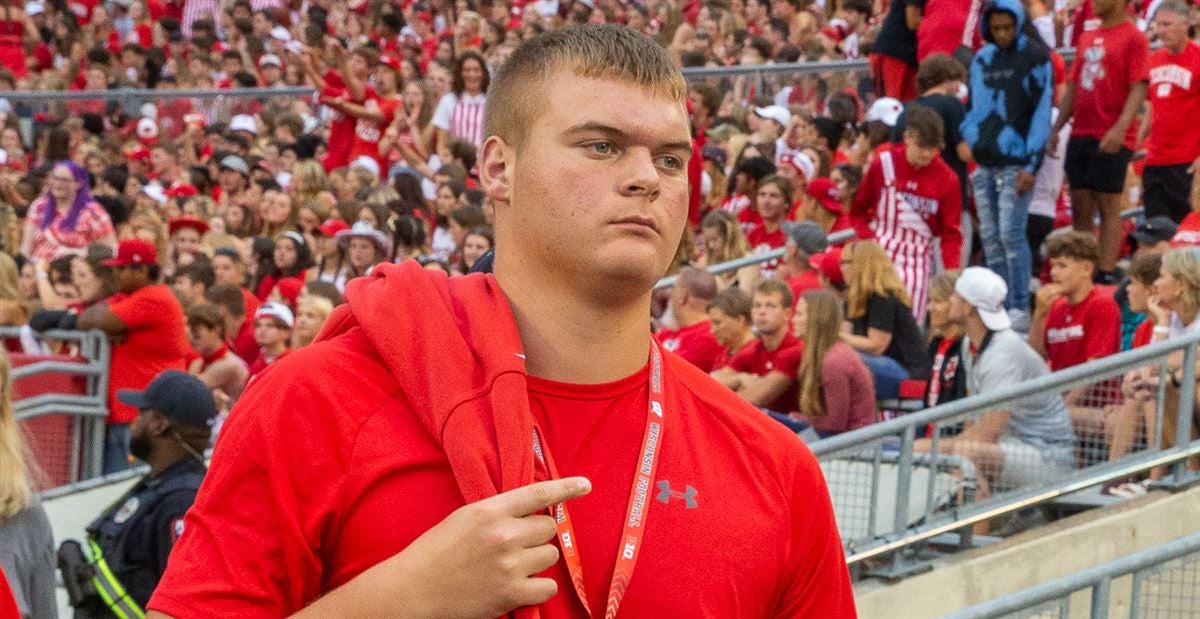 Massive New York offensive tackle Marcus Harrison commits to Georgia