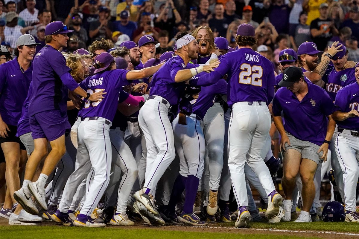 Sights and sounds from one of the great baseball games in LSU's storied ...
